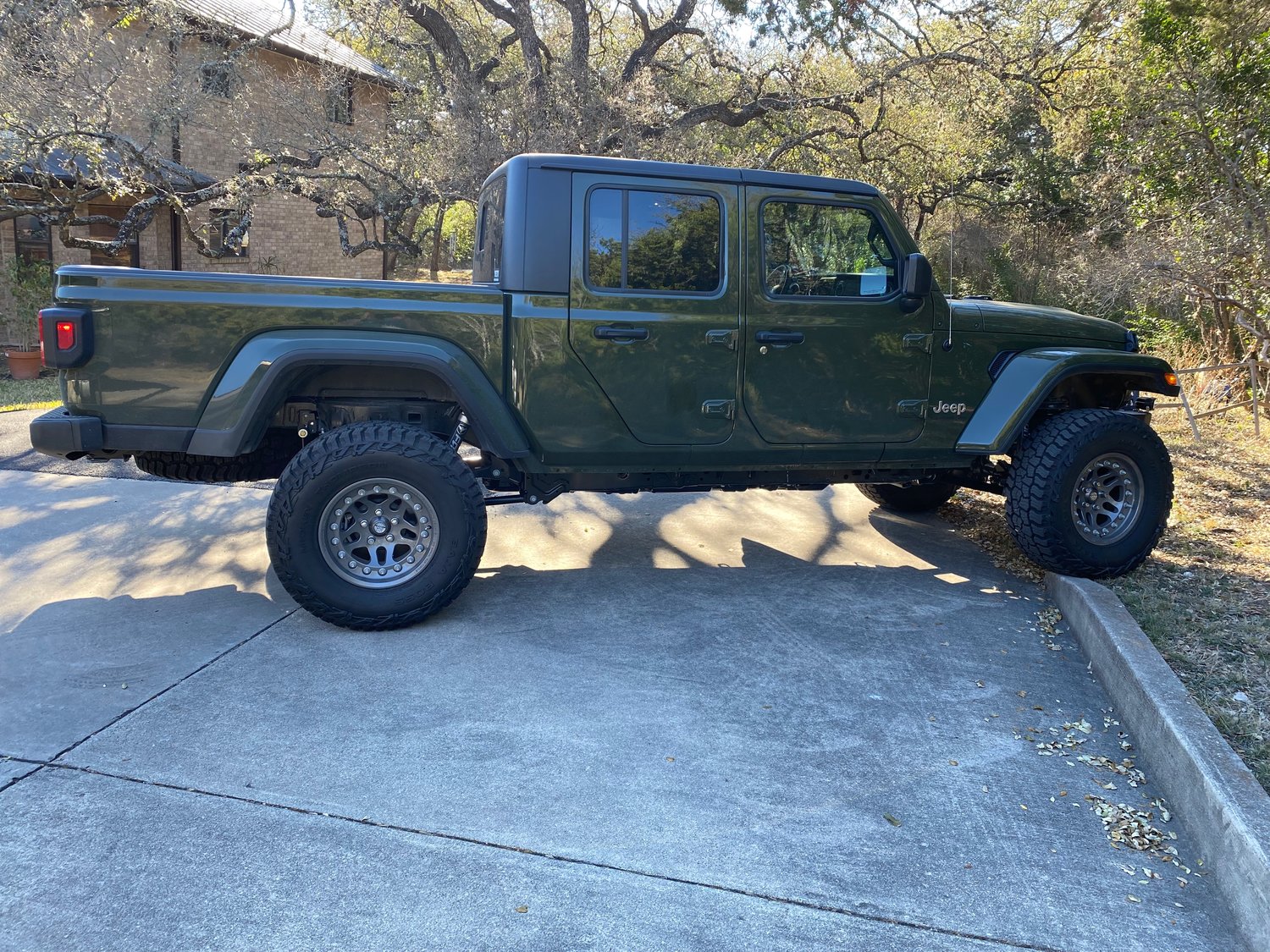 Hutchinson Wheels Rock Monster Wheels in Argent for 07-22 Jeep Wrangler ...