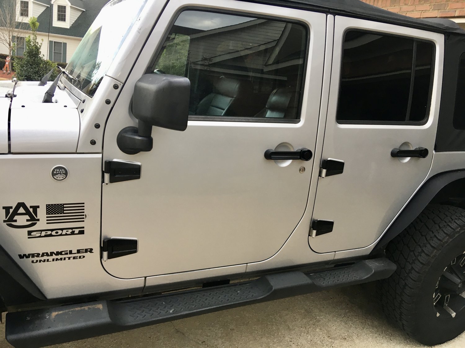 Kentrol Door Hinge Set for 07-18 Jeep Wrangler Unlimited JK 4 Door | Quadratec