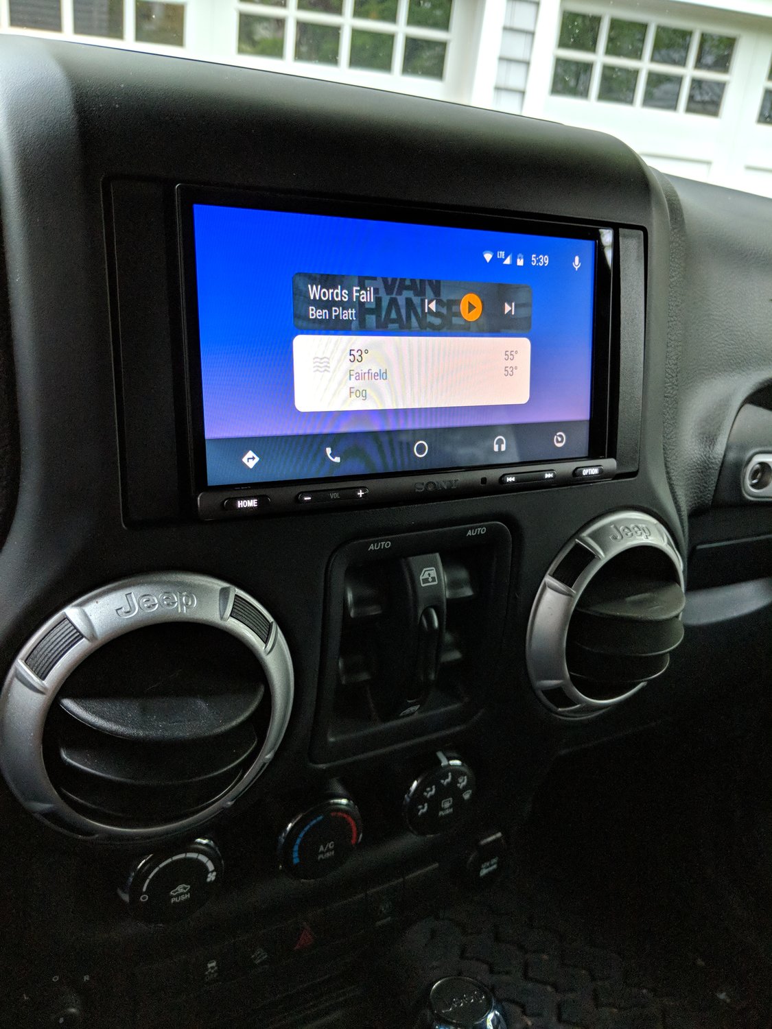 Sony XAV-AX5500 Media Receiver | Quadratec