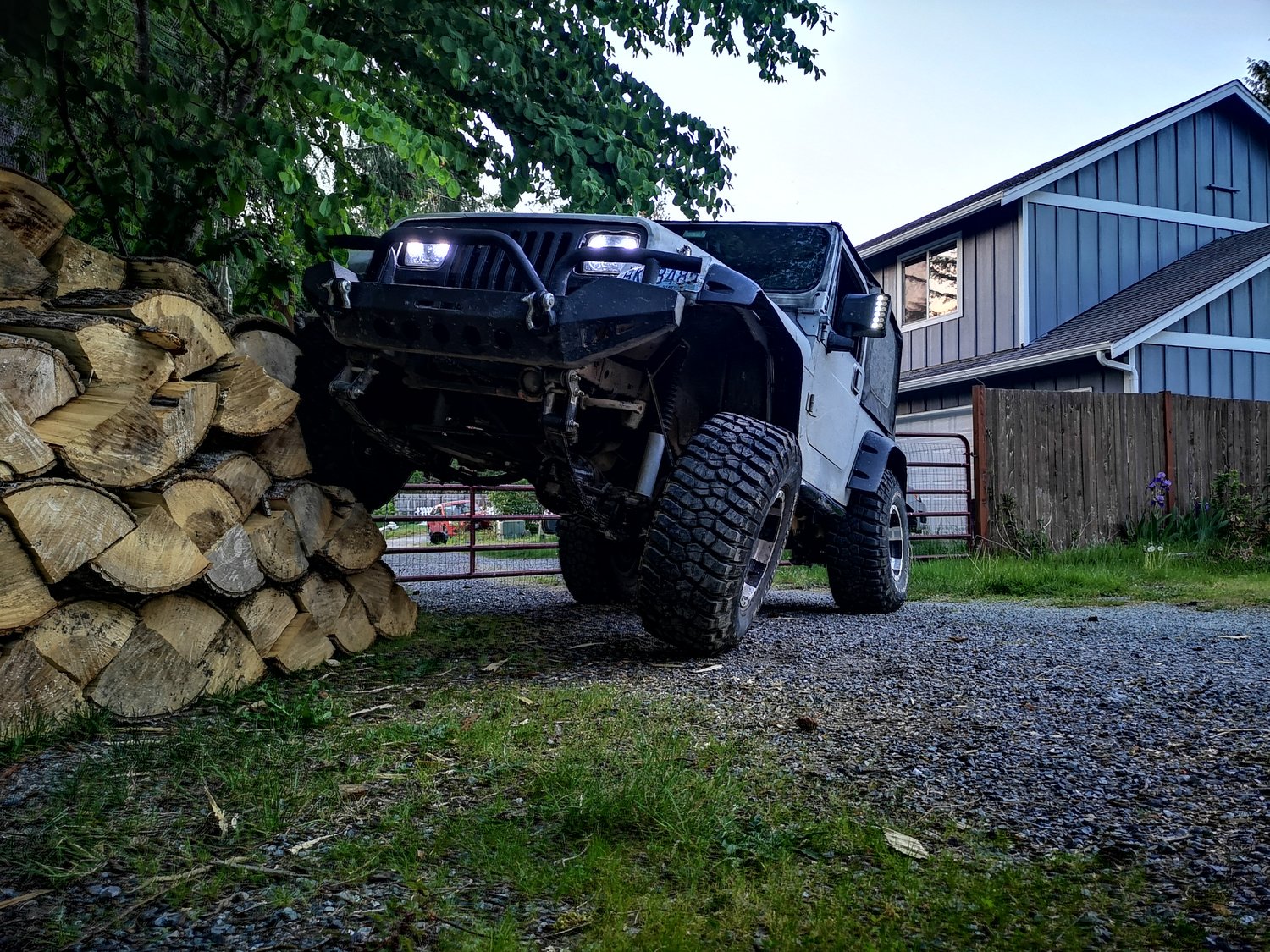 Quadratec Maximum Duty Nitro 8.0 Shock Kit for 87-95 Jeep Wrangler YJ ...