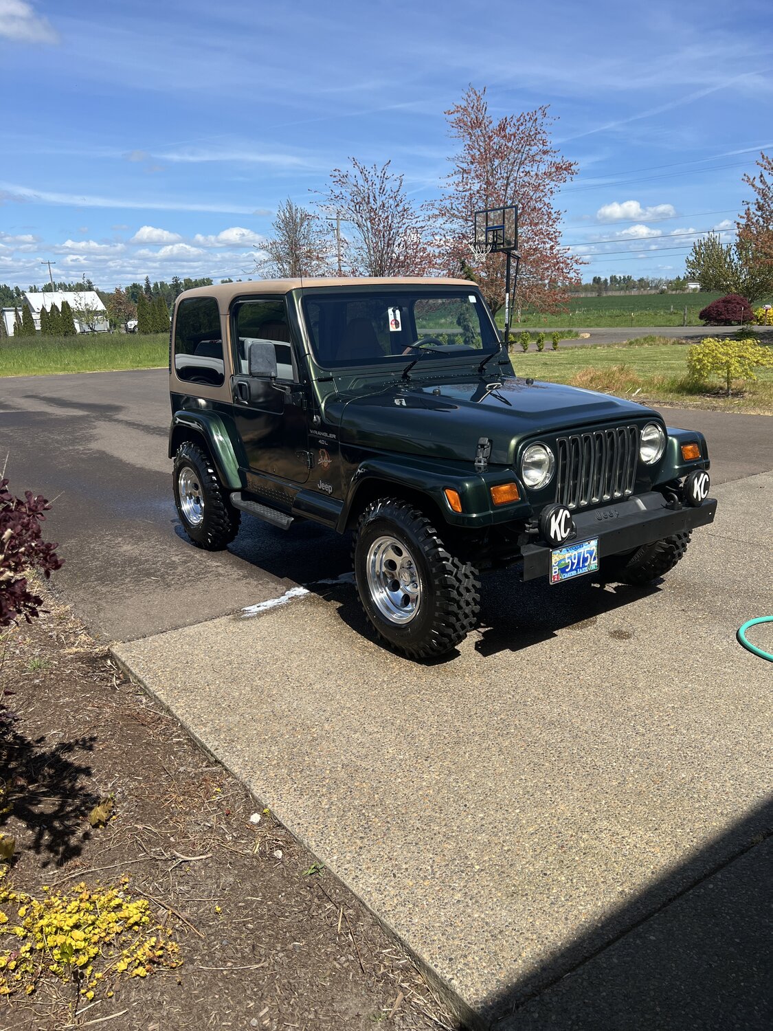 Pro Comp Series 7069 Wheel for 87-06 Jeep Wrangler YJ & TJ | Quadratec