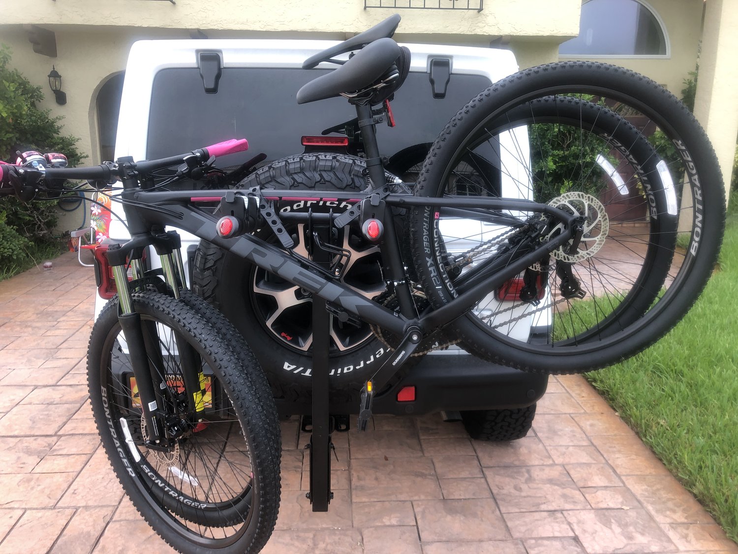 Quadratec 4 Bike Folding Bike Rack for 2" Receiver Hitch | Quadratec