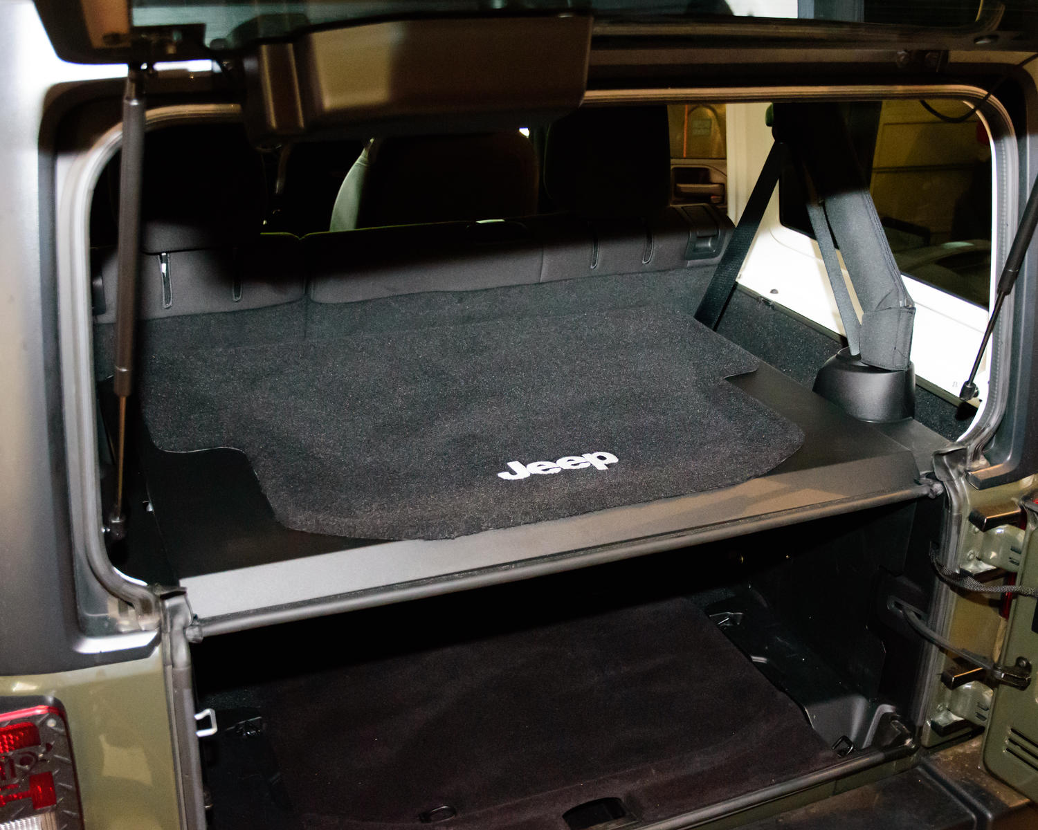 Tuffy 326-01 Security Products Deluxe Security Deck Enclosure for 11-18 ...