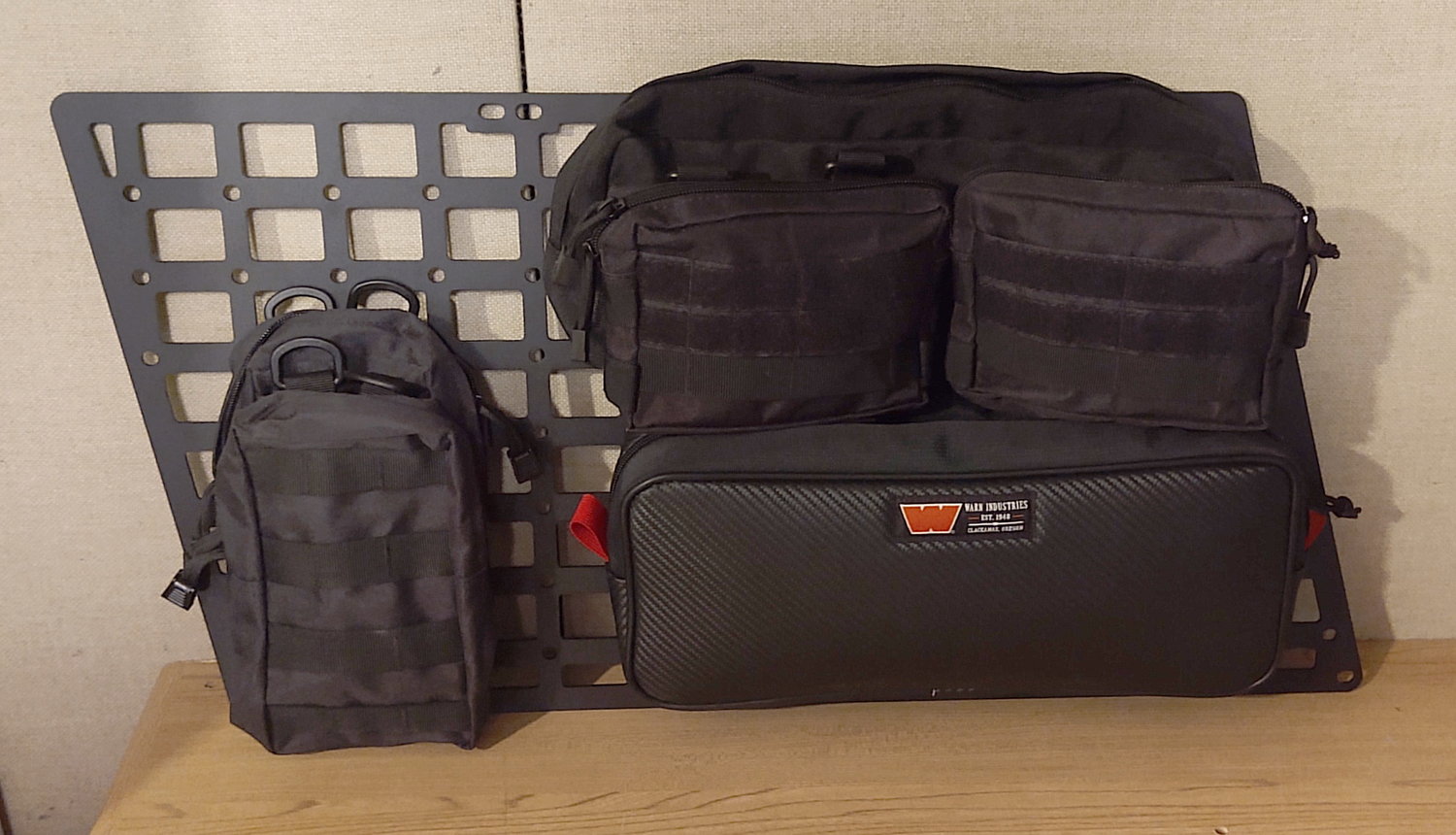 JCR Offroad XJRMP-97-PC Rear Window MOLLE Panel for 84-01 Jeep Cherokee ...