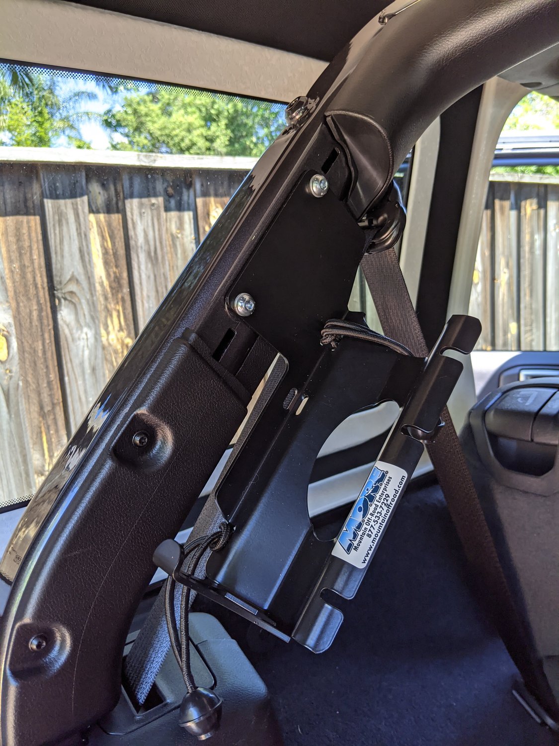 Mountain Off-Road JLFIREB Fire Extinguisher Mount Bracket for 18-20 ...