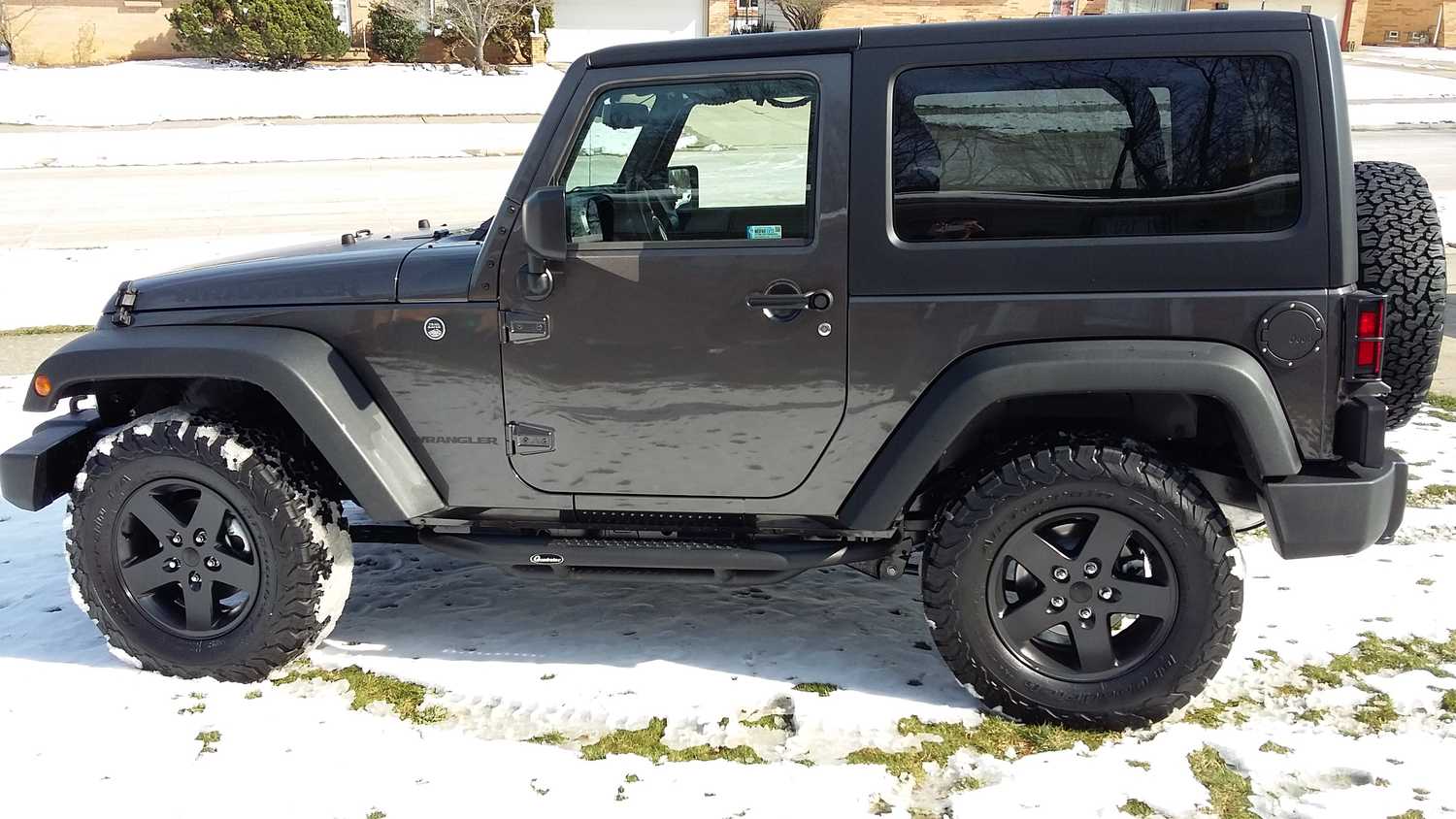 Quadratec QRC Side Armor with Step for 07-18 Jeep Wrangler JK | Quadratec