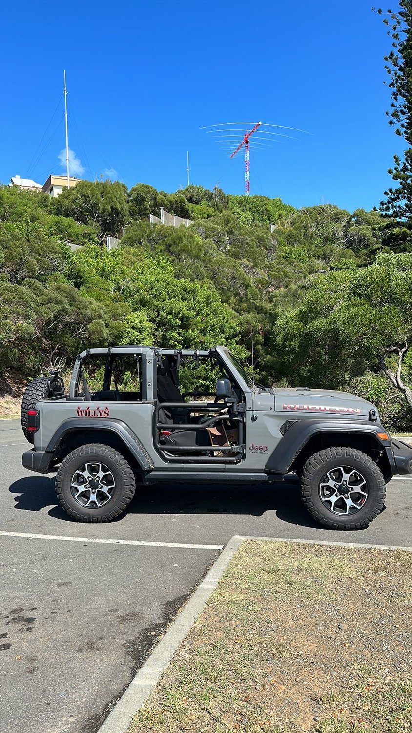 Mopar 77072496AC Front Tube Doors for 18-24 Jeep Wrangler JL | Quadratec