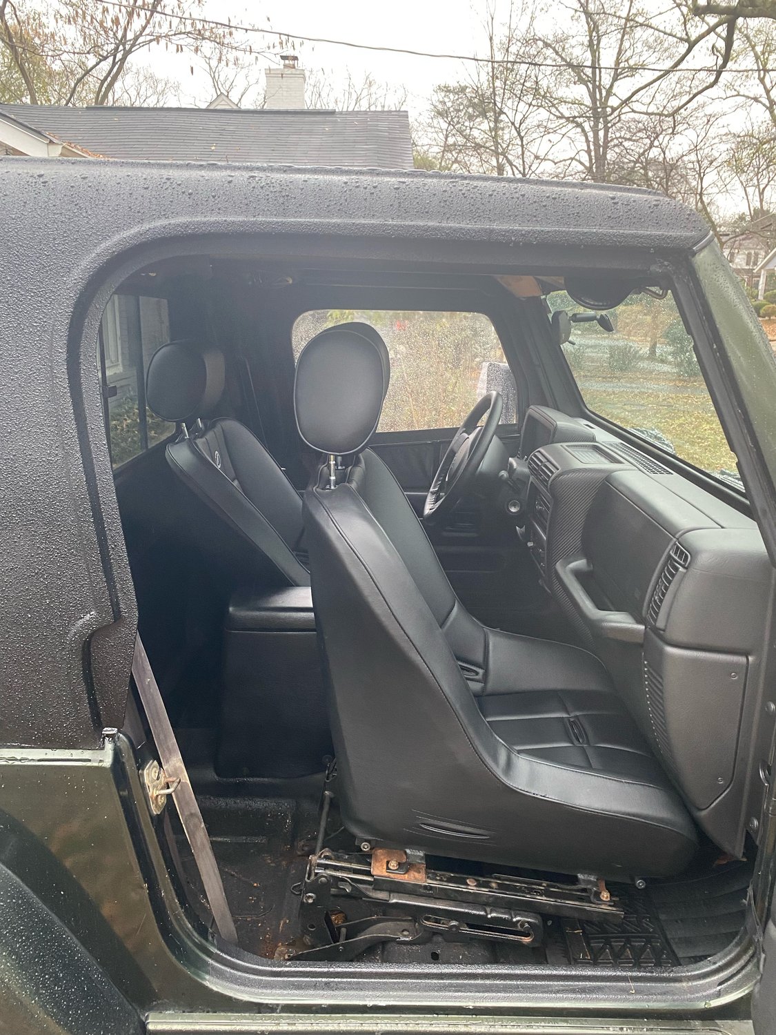 Corbeau Baja Low Back Suspension Seats | Quadratec