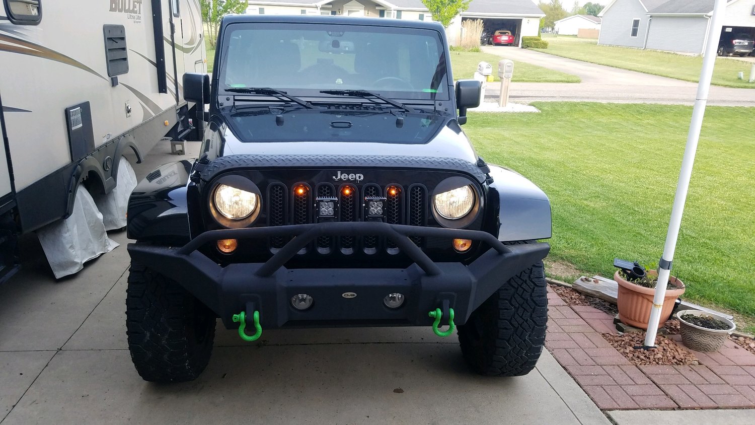 Quadratec Pre-Runner LED Light Bar Kit for 07-18 Jeep Wrangler JK ...