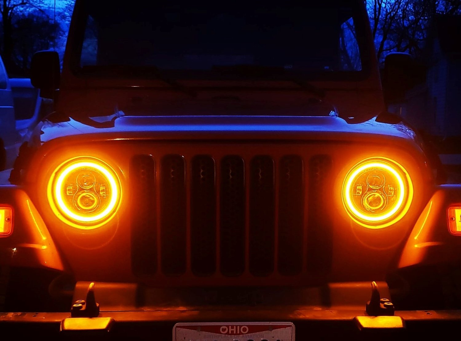 Oracle Lighting 7" High Powered LED Headlight Pair | Quadratec