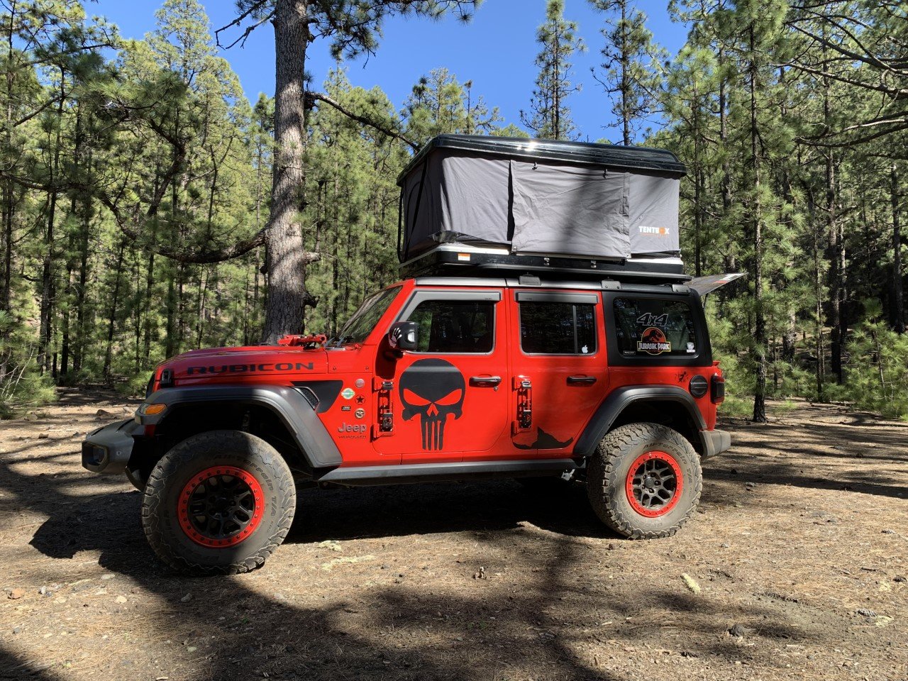 Mopar 2" Lift Kit for 18-23 Jeep Wrangler JL Unlimited | Quadratec