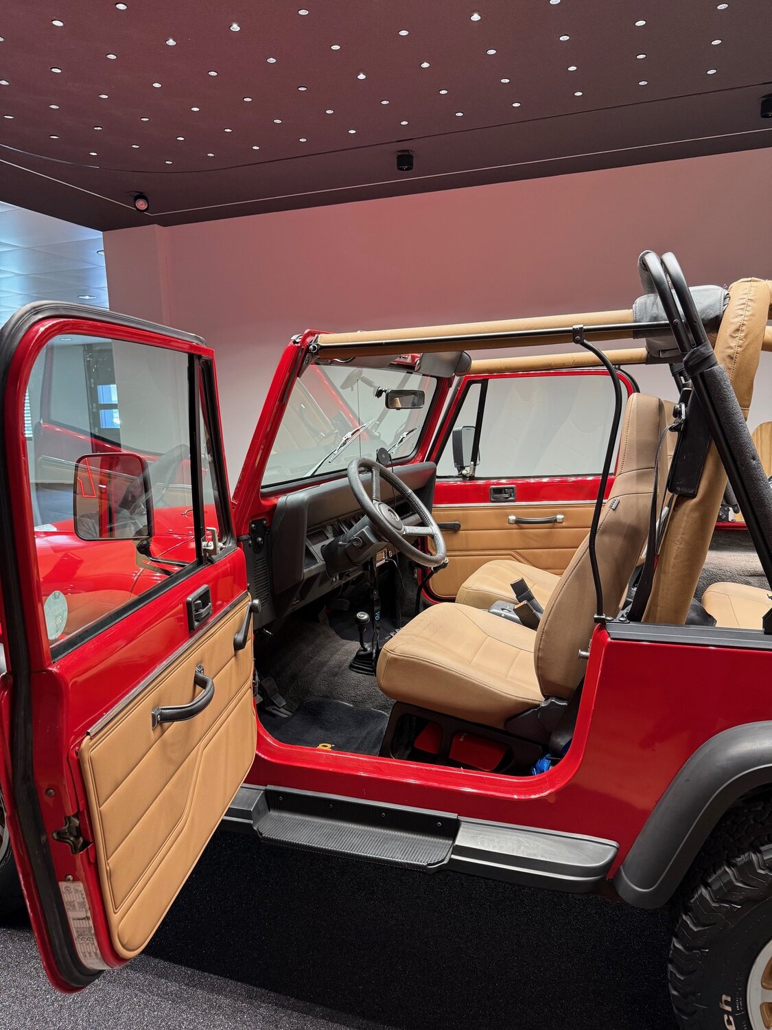 yj interior