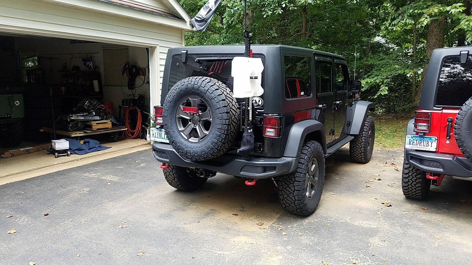 Teraflex IT 4838150 HD Hinged Carrier & Adjustable Spare Tire Mounting ...