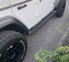 Mopar 82215164AB Production Style Side Steps for 18-24 Jeep Wrangler JL ...