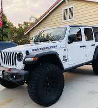 Mopar 2" Lift Kit for 18-23 Jeep Wrangler JL Unlimited | Quadratec