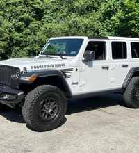 Mopar 82215114 Satin Black Grille for 18-21 Jeep Wrangler JL | Quadratec