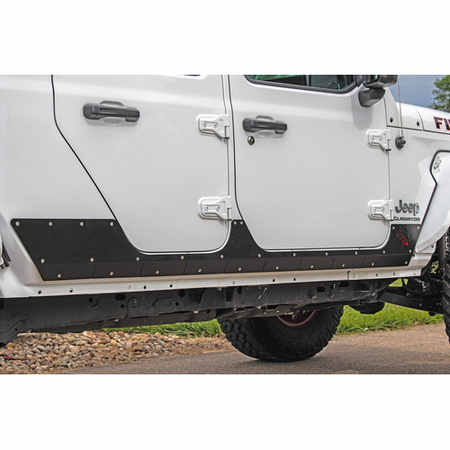 JCR Offroad Classic Rock Sliders for 20-21 Jeep Gladiator JT | Quadratec