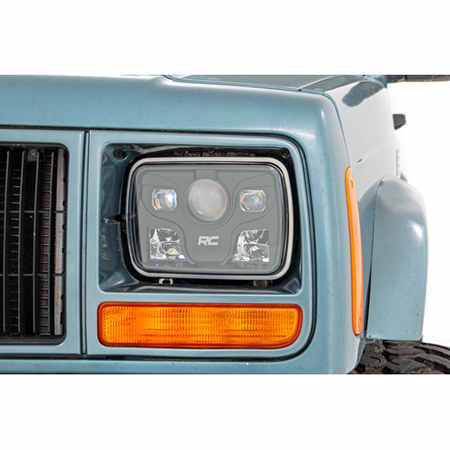 Truck-Lite 5in x 7in Rectangular LED Headlight | Quadratec