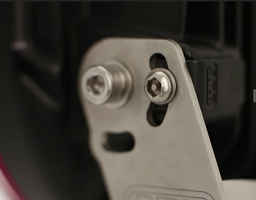 ARB Intensity AR32 9.5" LED Driving Light | Quadratec