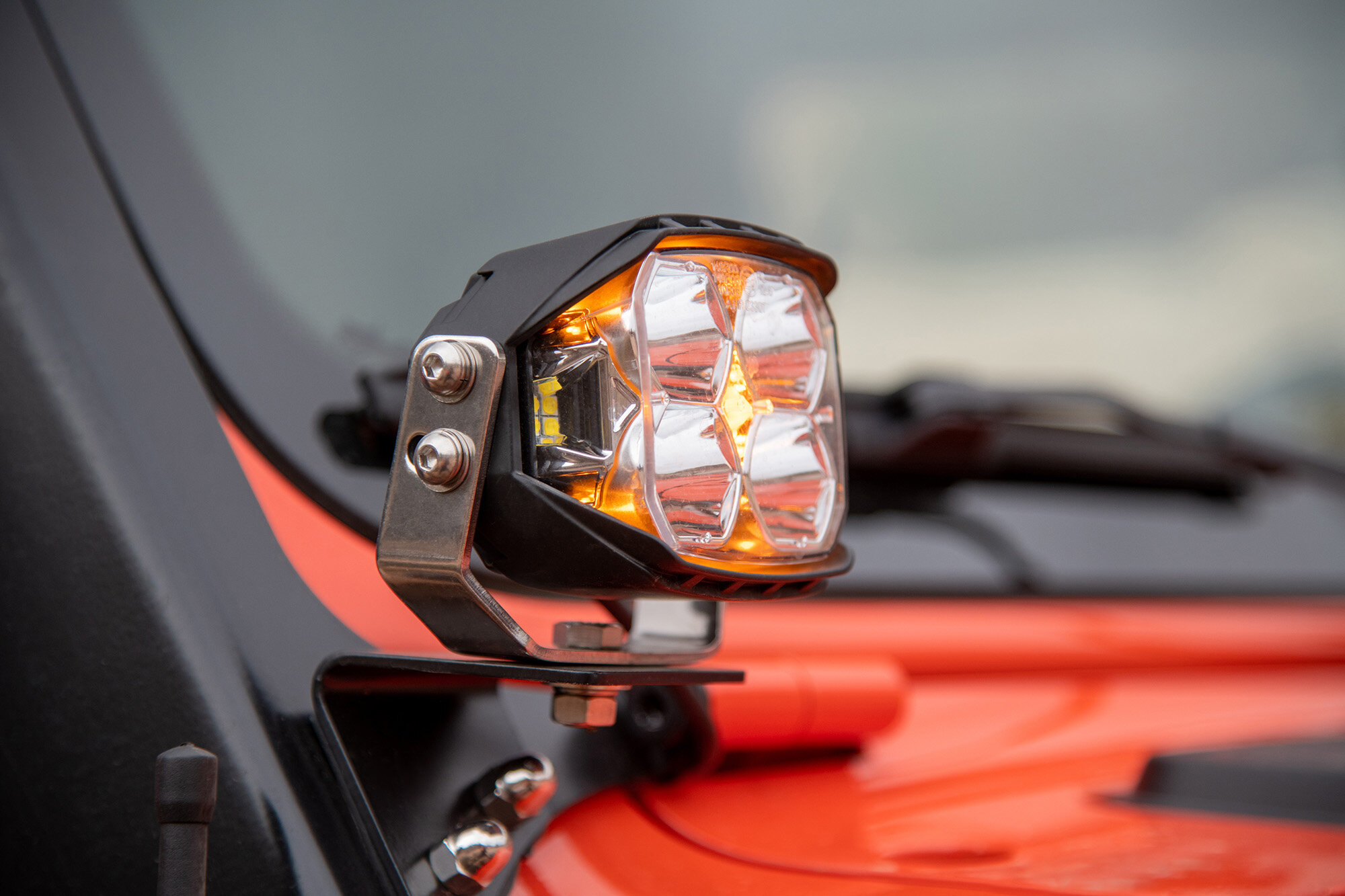 Carnivore J-Series Auxiliary Pod Light with Amber Backlight | Quadratec