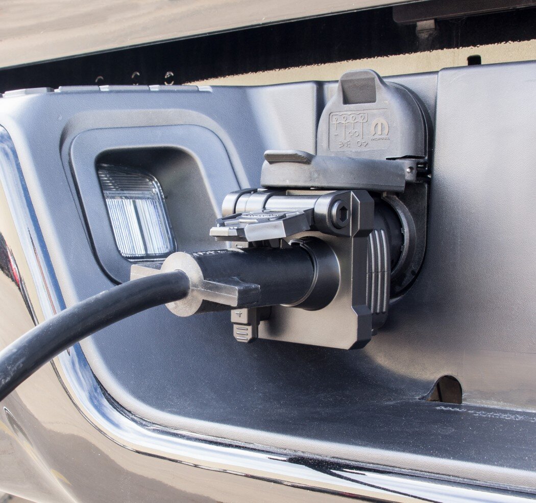 Hopkins Towing Solutions 47570 Endurance™ 7 Blade to 6 Round, 5 & 4 ...