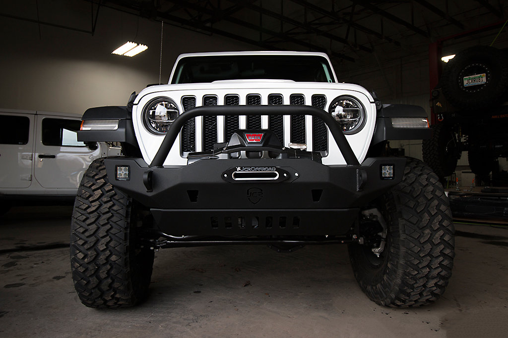 JCR Offroad JLFC-T-PC Crusader Front Bumper with Grille Guard for 18-20 ...