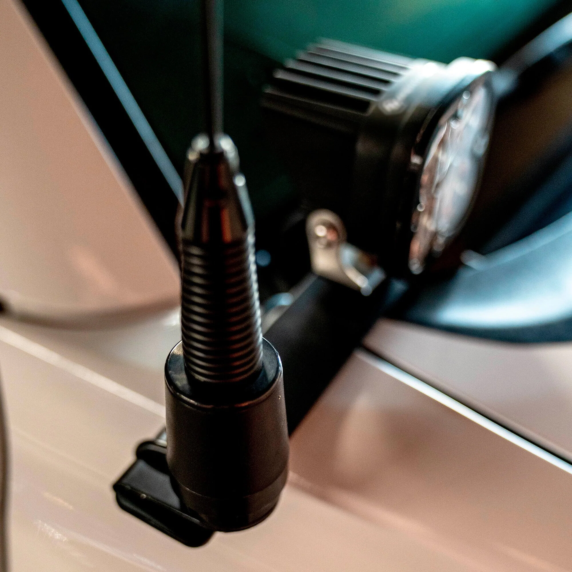 Midland Radio MXTA22 Ditch Light Extension Bracket | Quadratec