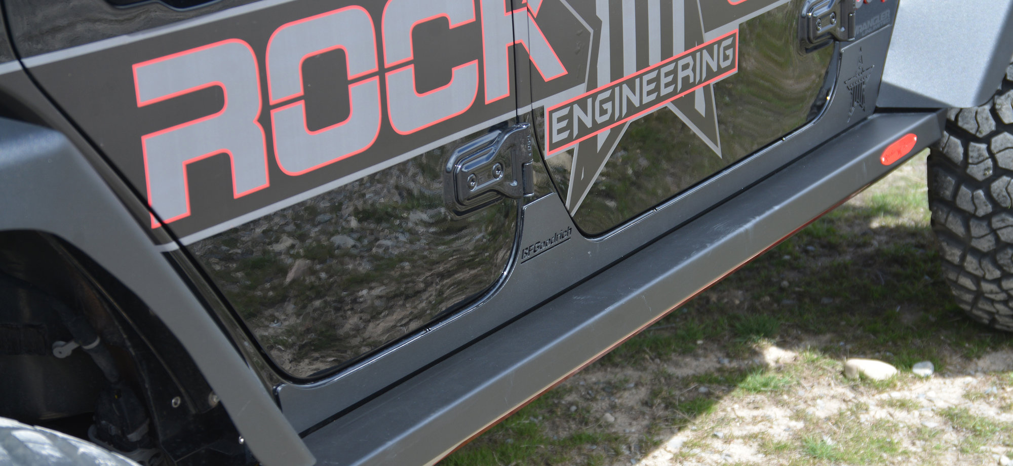 Rock Slide Engineering AX-SS-RG-JL4 Rocker Guard Pair for 18-21 Jeep ...