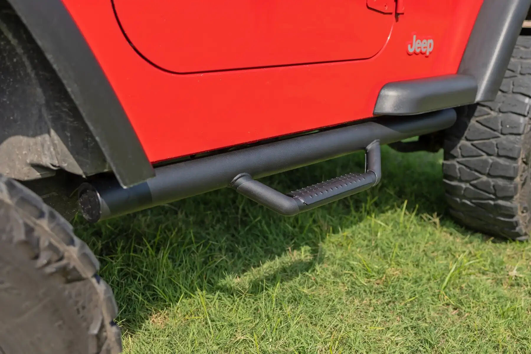 Rough Country RCJ9746A Nerf Steps for 97 06 Jeep Wrangler TJ