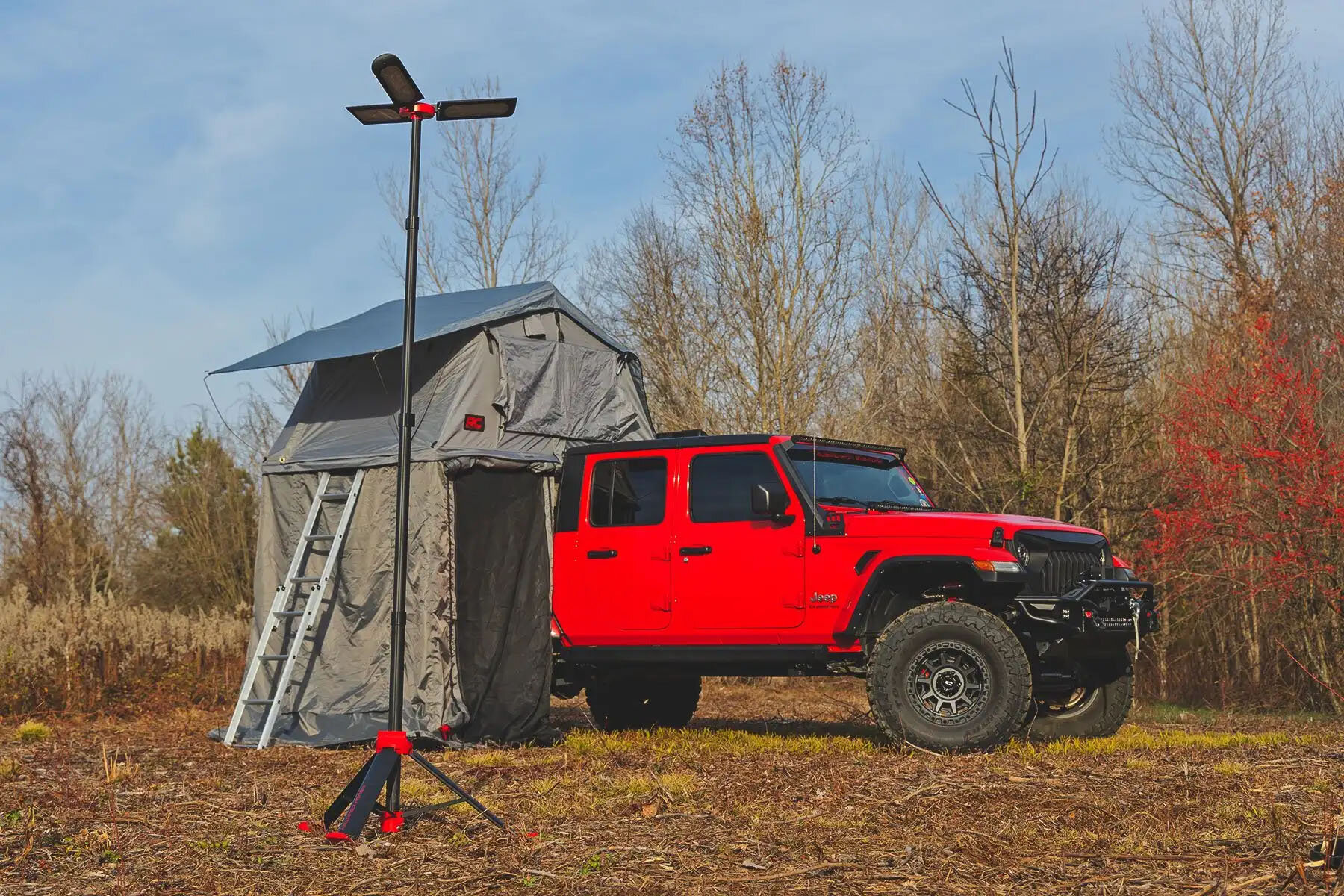 Rough Country 99039 Telescoping Campsite LED Light Kit w/ Tripod (12v | 9500 Lumens) | Quadratec