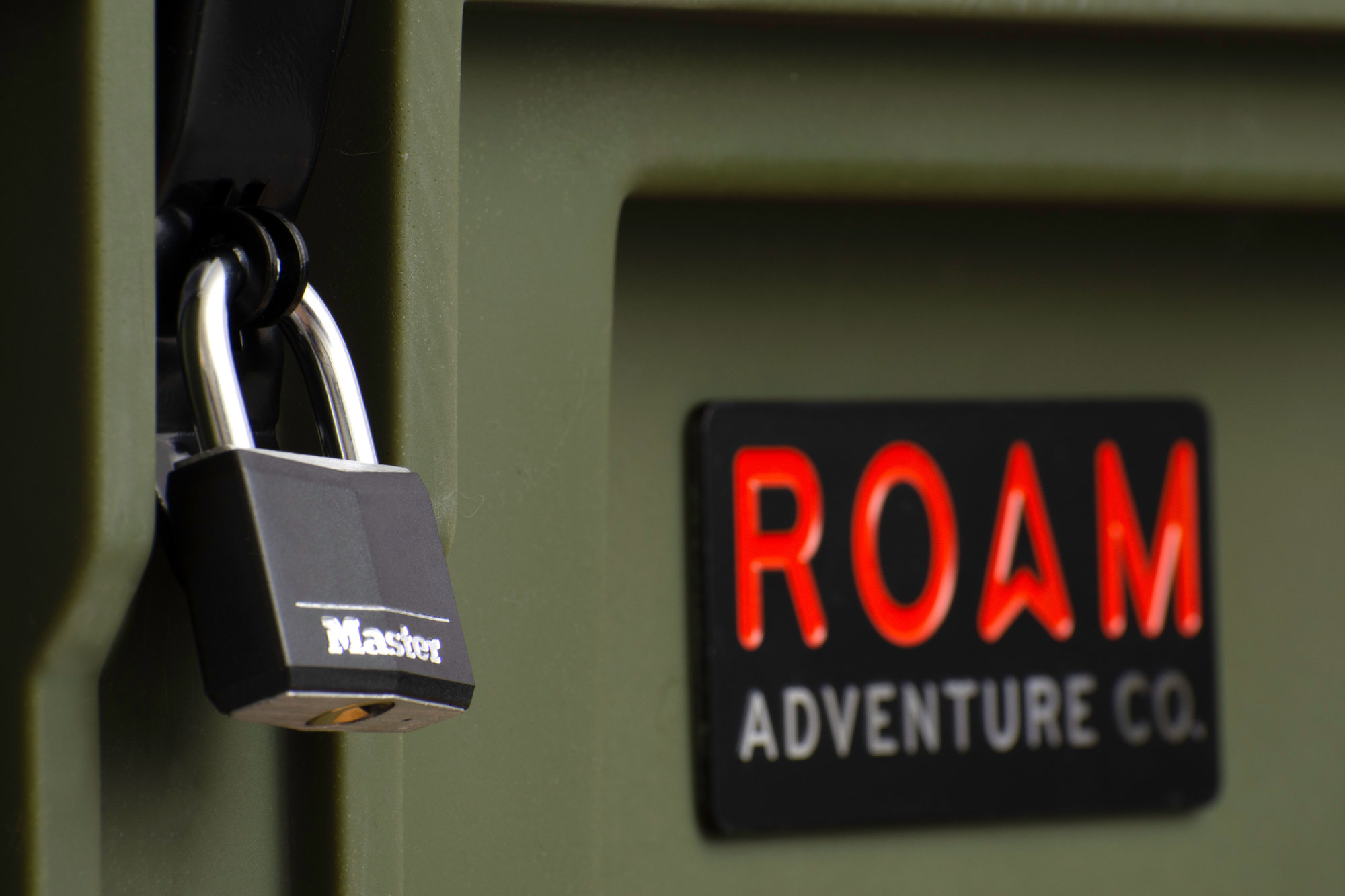 Roam Adventure Co. 160L Rugged Case | Quadratec